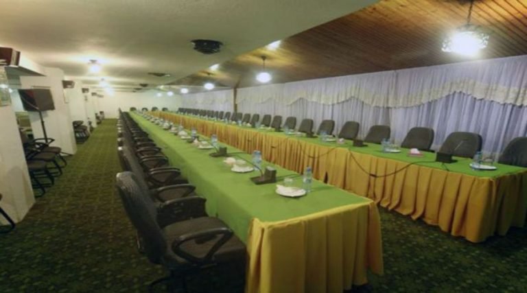 Sefid Kenar Hotel Anzali | Persian Touring